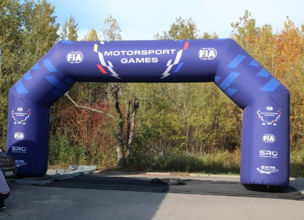 Startbogen mit Logo bedrucken | FAN Line | BOOST